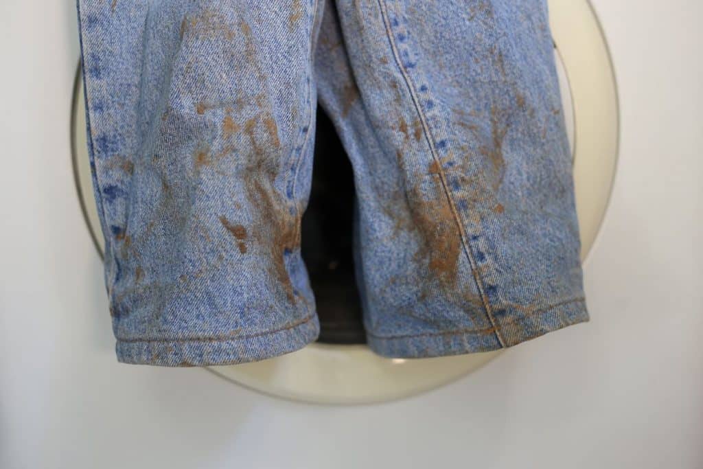How To Remove Grease Stains - Crafty Little Gnome